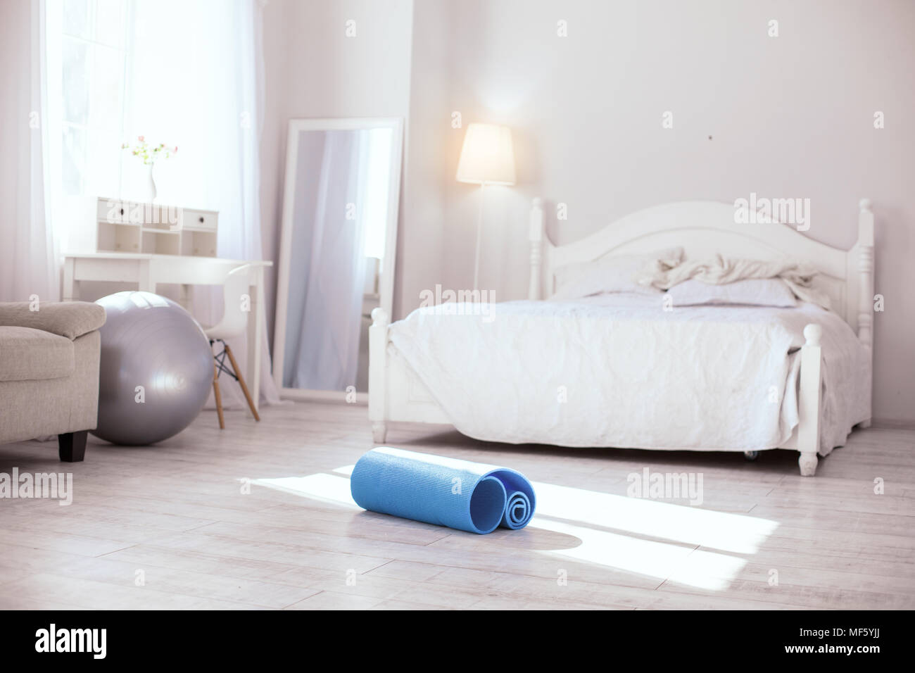 Prepared yoga room hi-res stock photography and images - Alamy