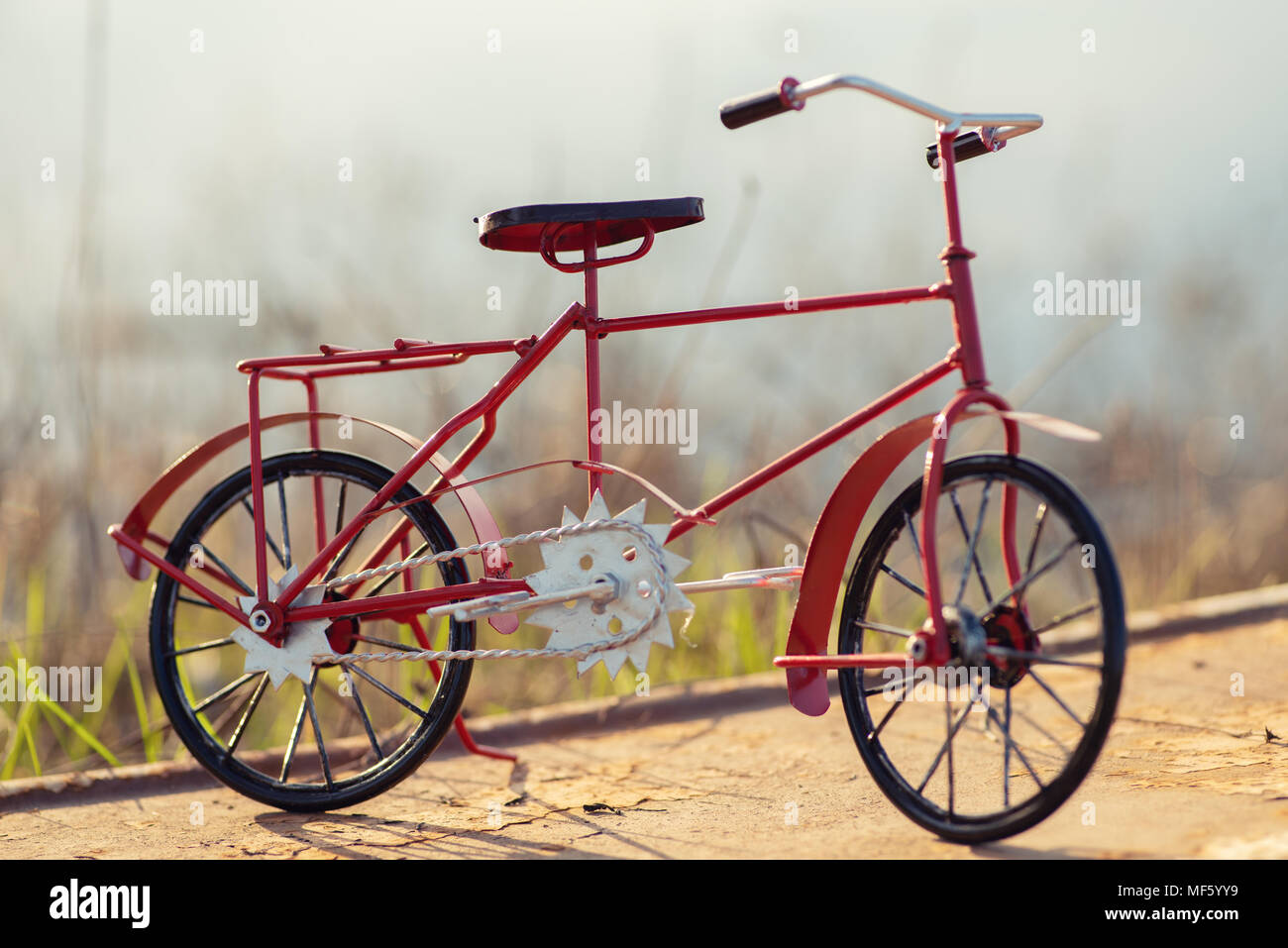 Red vintage bicycle Stock Photo - Alamy