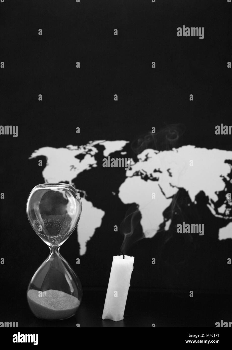 Burnt map hi-res stock photography and images - Alamy