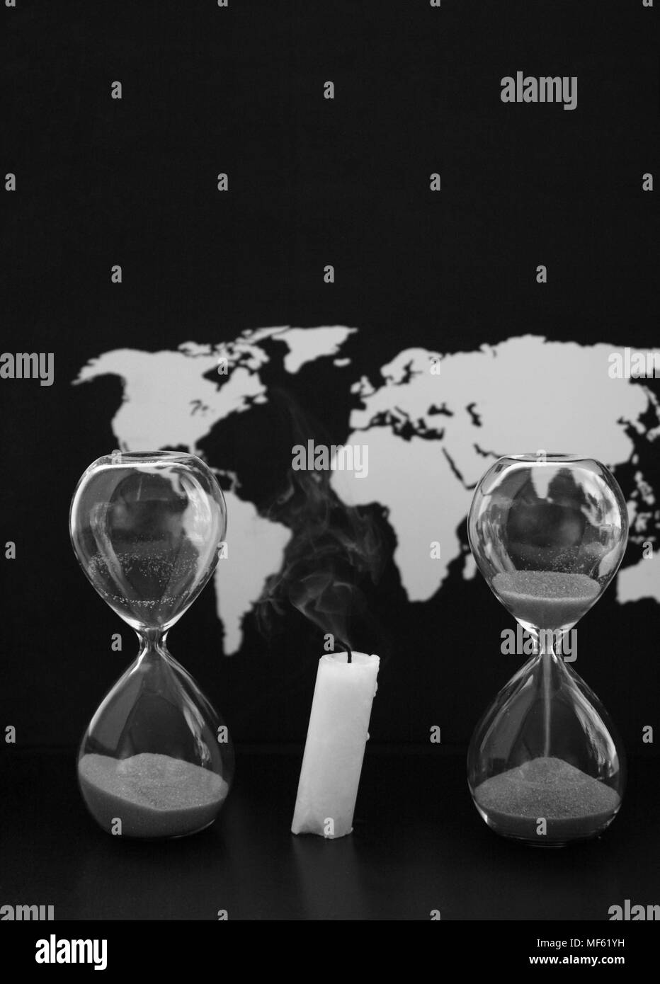 Burnt map hi-res stock photography and images - Alamy