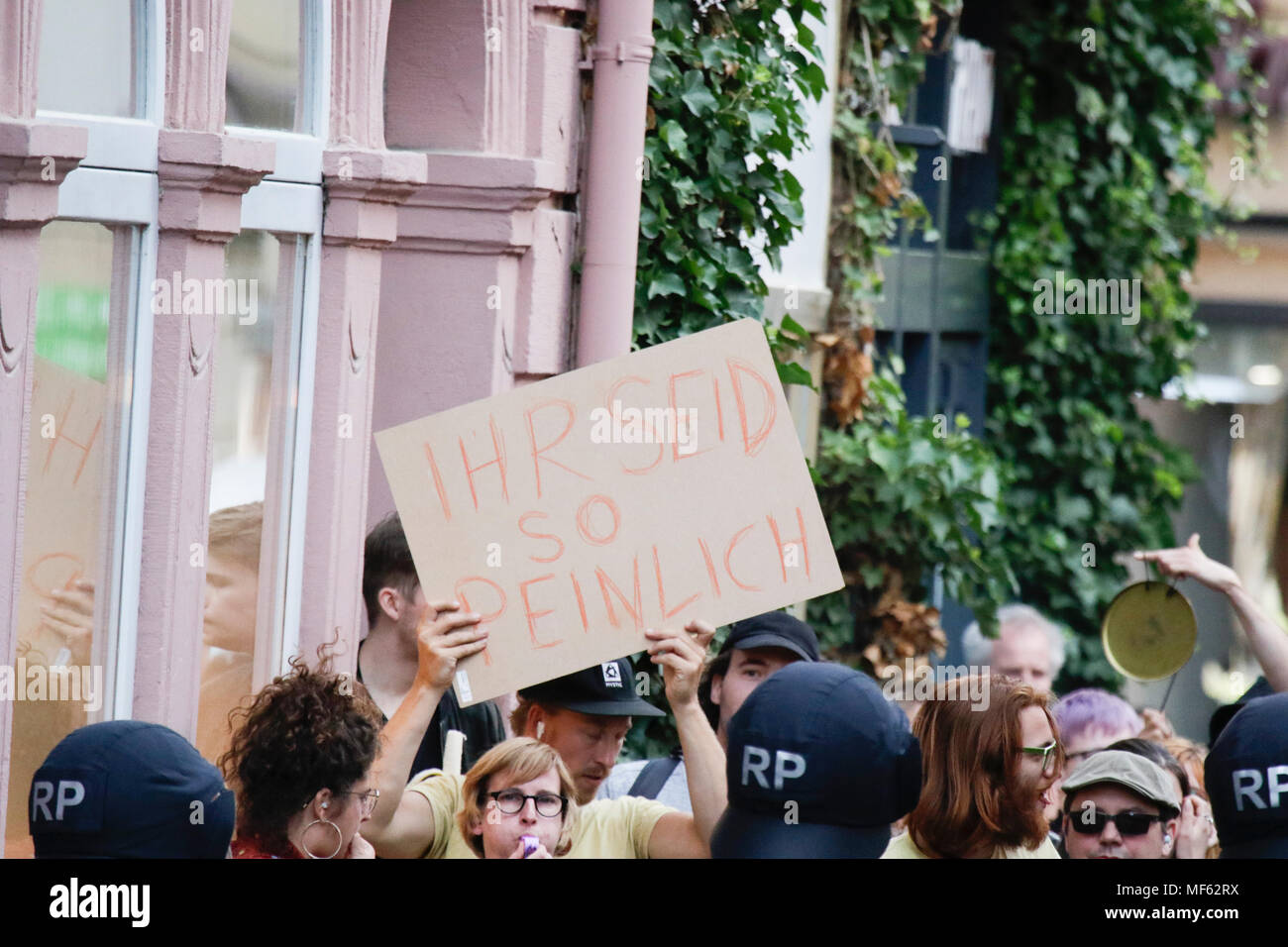 Goo weg hi-res stock photography and images - Alamy