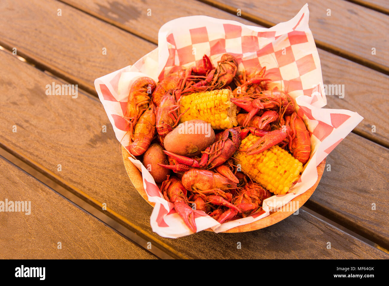 Boiled Crayfish/Crawfish, Corn And Potatoes Stock Photo - Alamy