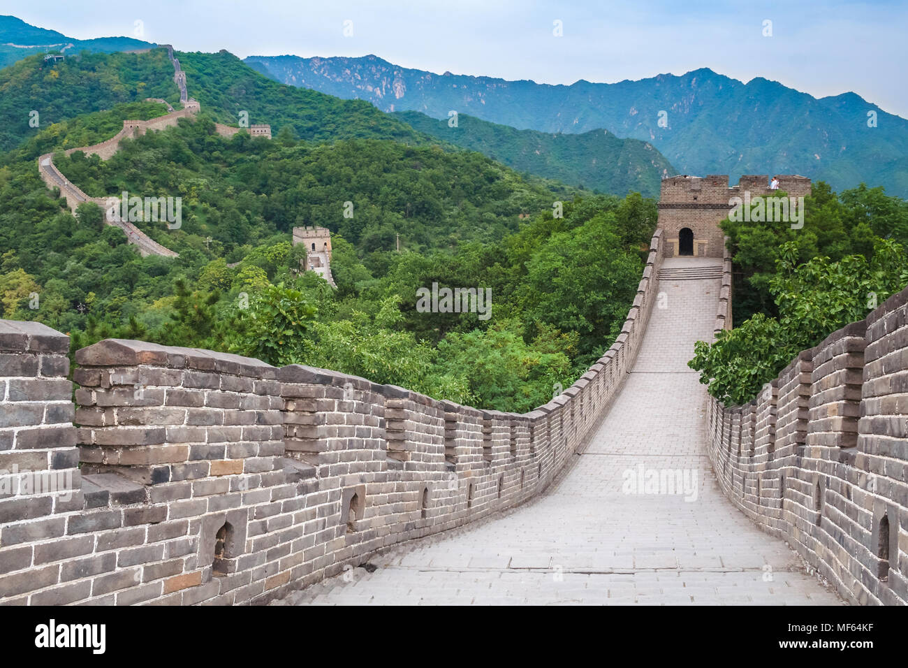 Famous landmark great wall and mountains. China Stock Photo - Alamy