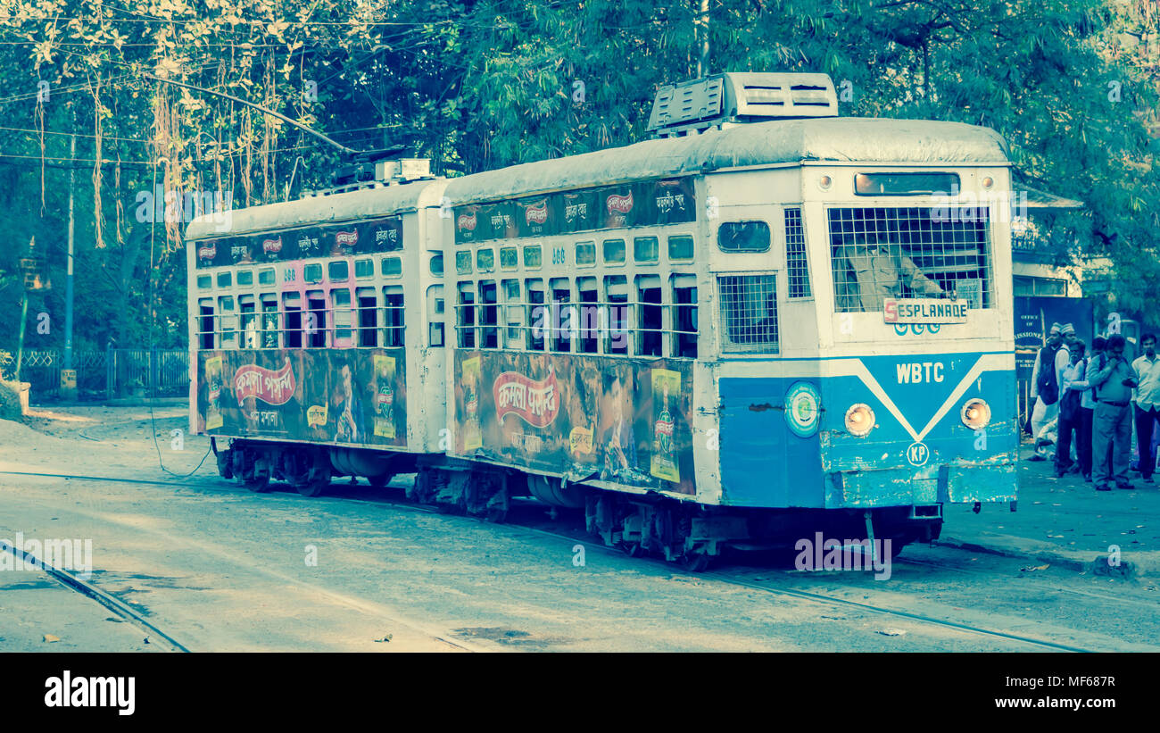 Kolkata transportation network hi-res stock photography and images - Alamy