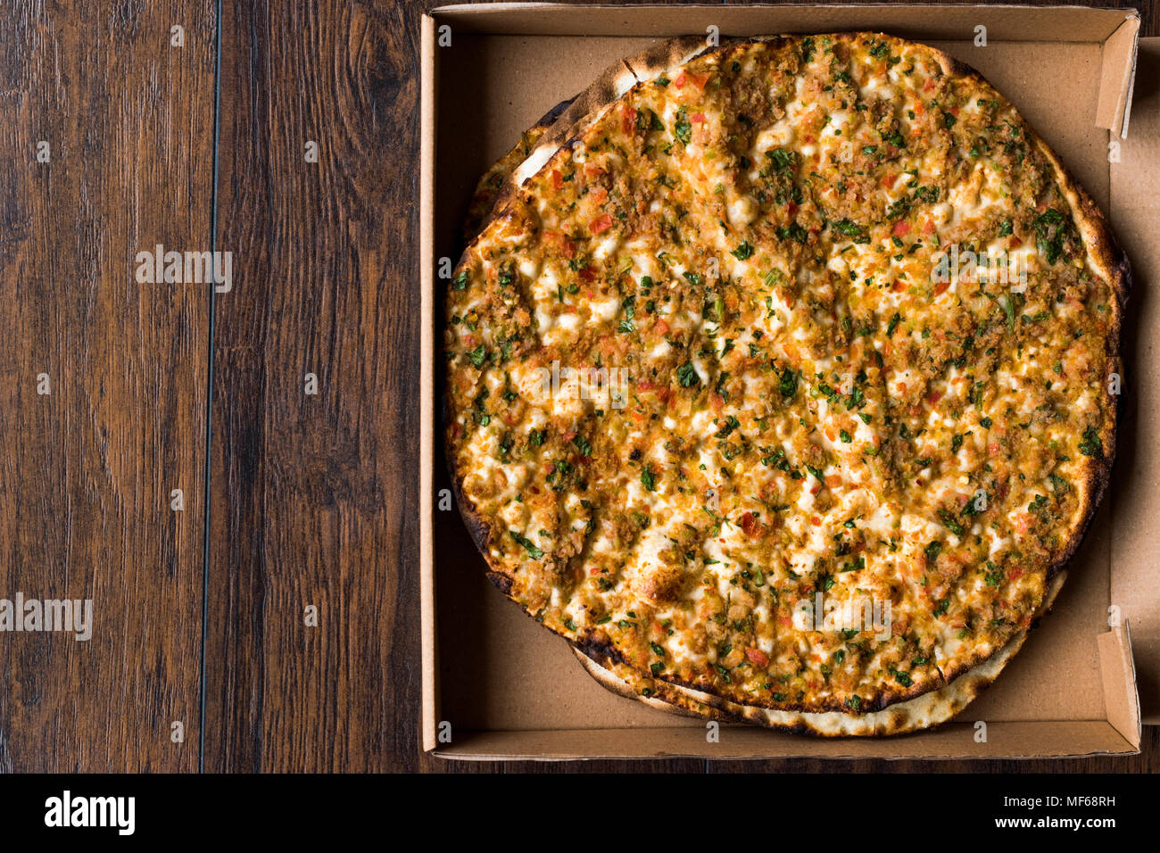 Turkish Pizza Lahmacun in Box. Traditional Food Stock Photo - Alamy