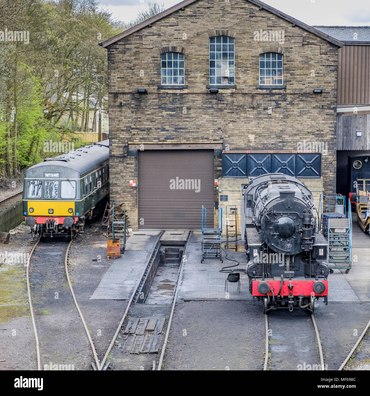 Haworth Train Station on the Keighley Worth Valley Railway line Stock ...