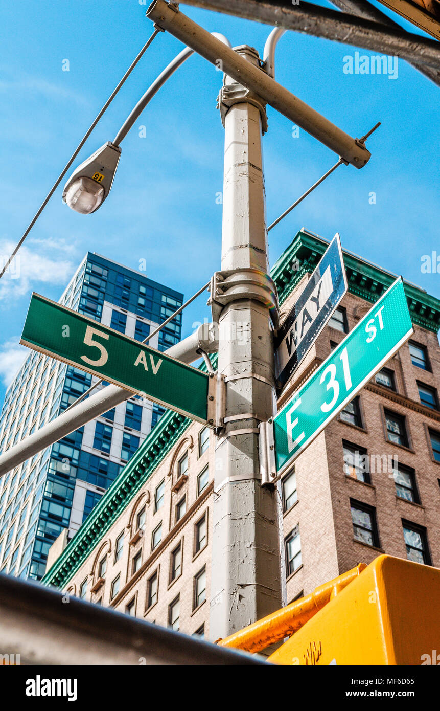 Fifth Avenue Sign New York High Resolution Stock Photography and Images ...