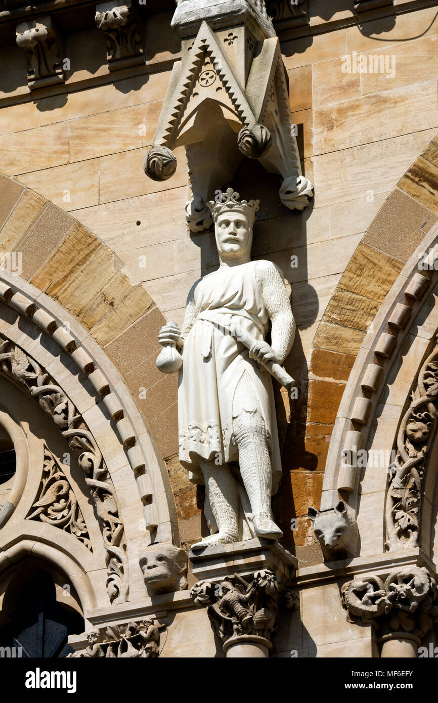 King Edward Statue High Resolution Stock Photography and Images - Alamy