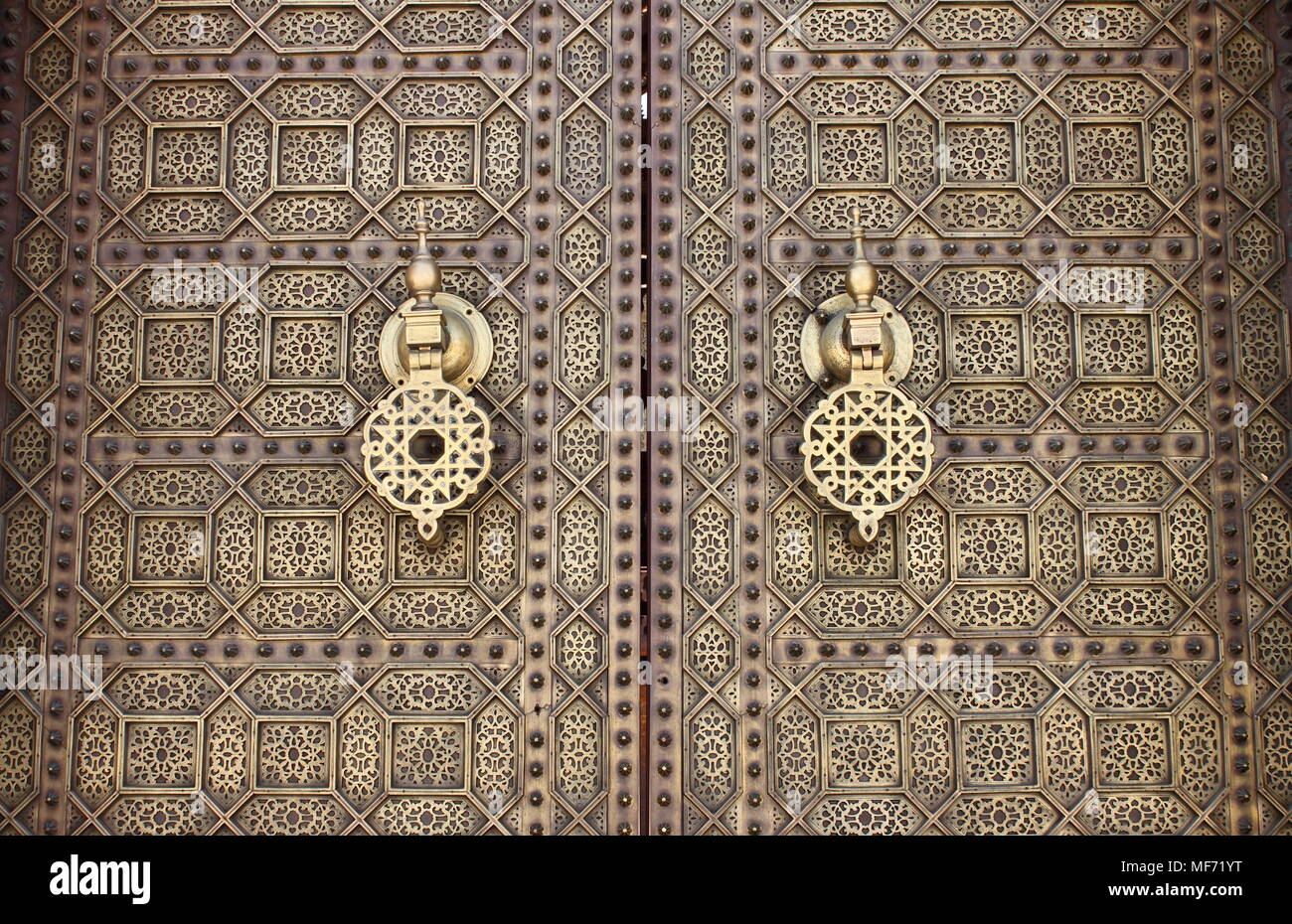Arabic style door hi-res stock photography and images - Alamy