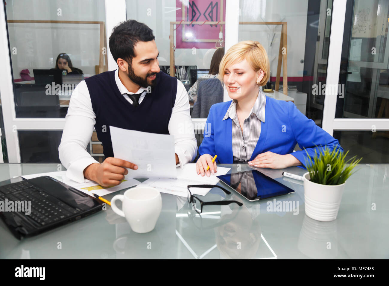 Team infographic hi-res stock photography and images - Alamy