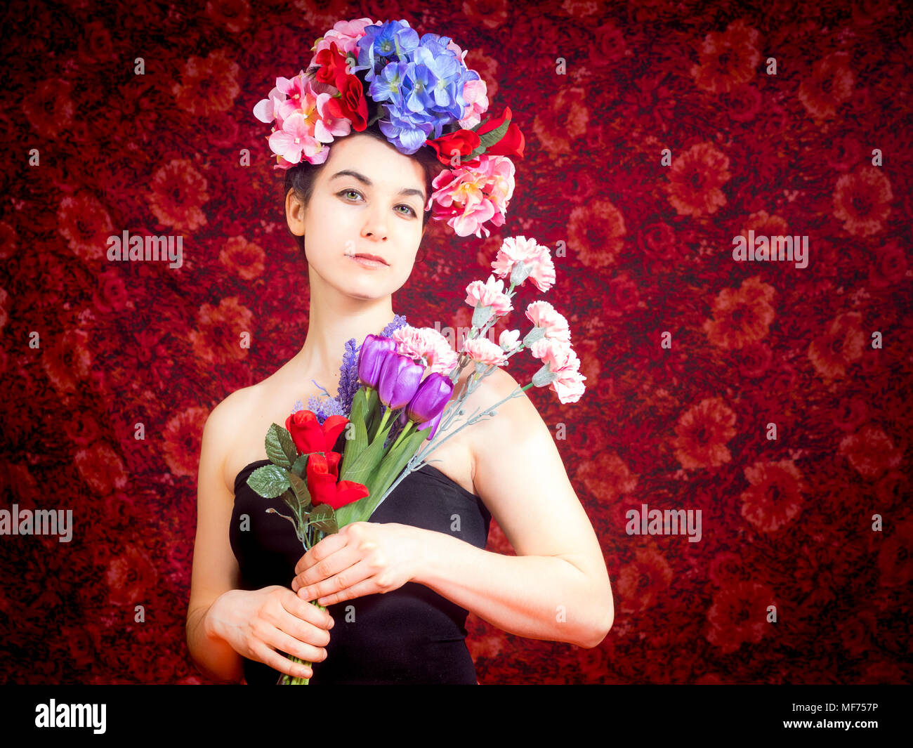 Frida kahlo portrait flowers hi-res stock photography and images - Alamy