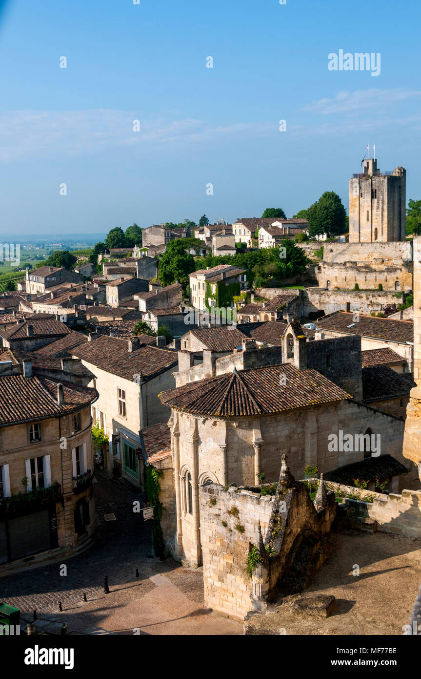 Village of Saint-Emilion, Gironde, Aquitaine, France, Europe Stock ...