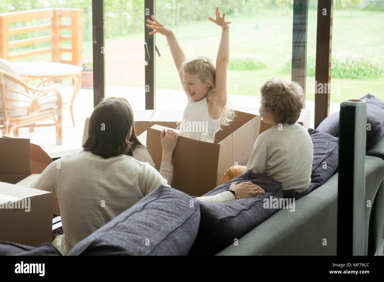 Cardboard boxes children hi-res stock photography and images - Alamy