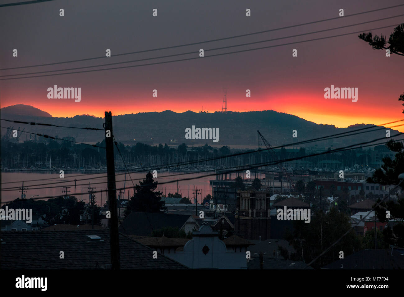 USA, California, view on Oakland bay at sunset Stock Photo - Alamy