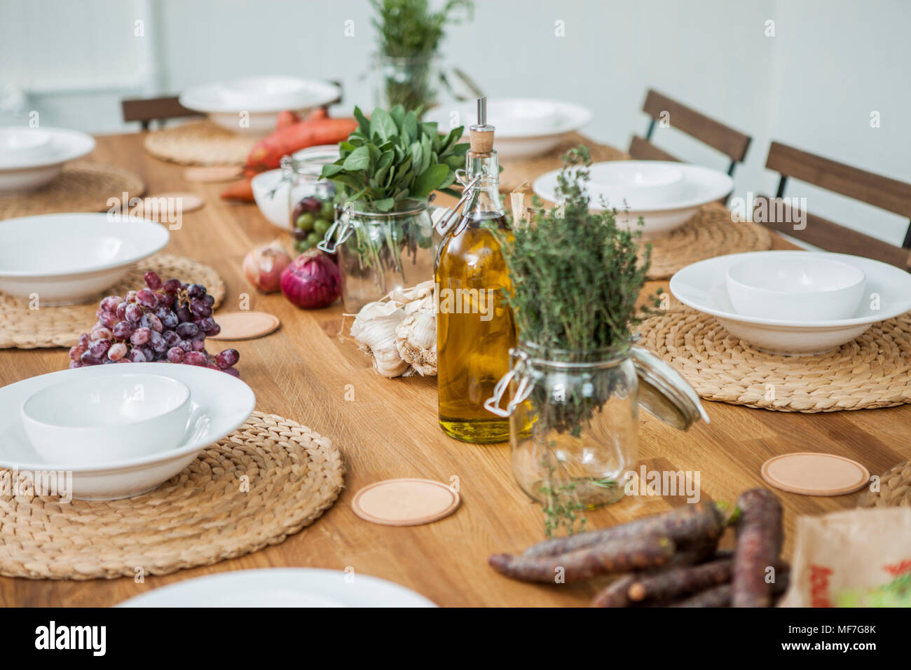 Mediterranean table hi-res stock photography and images - Alamy
