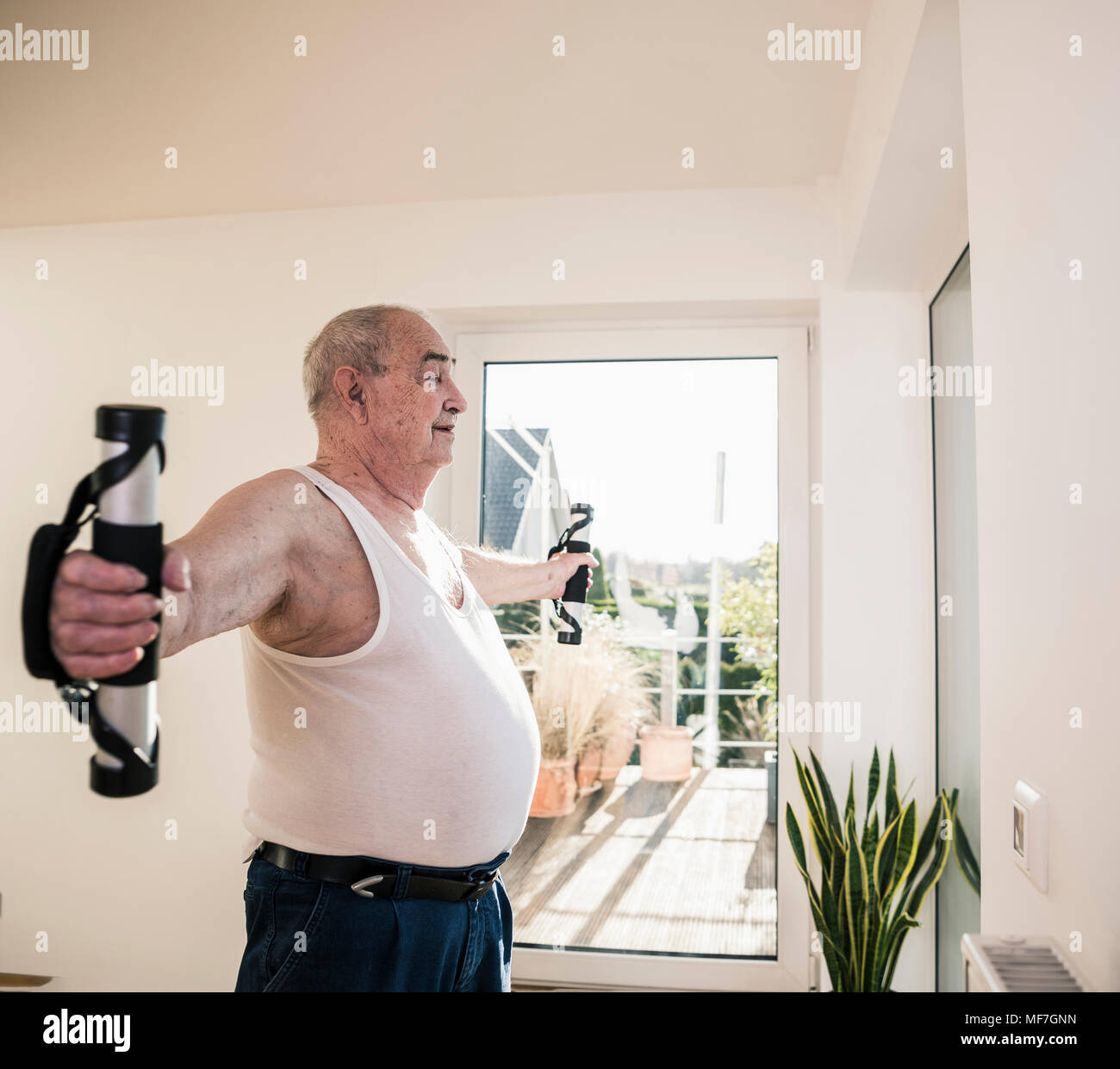 Physiotherapy arm hi-res stock photography and images - Alamy