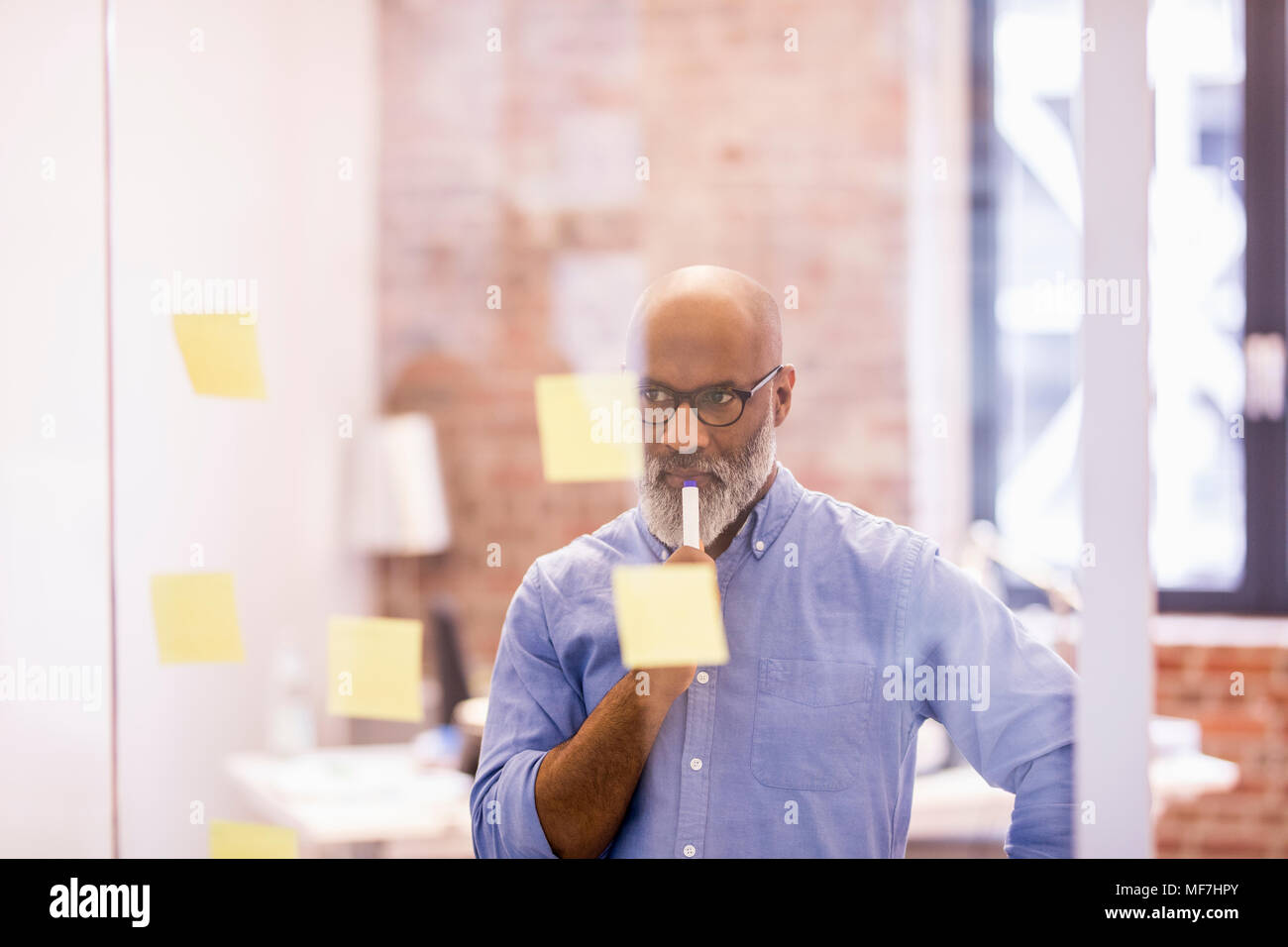 Individual business person hi-res stock photography and images - Alamy