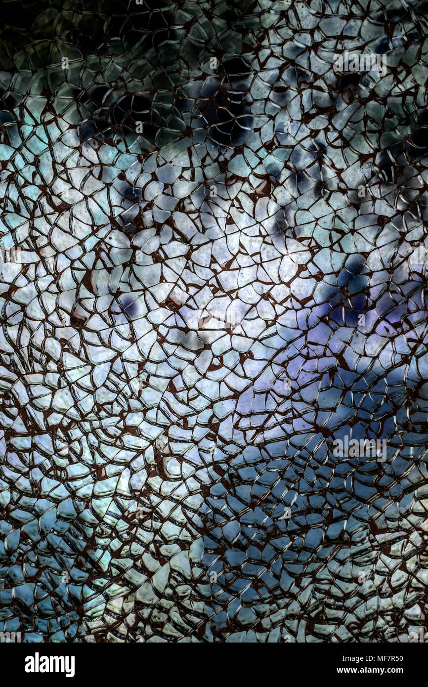 Broken glass texture hi-res stock photography and images - Alamy