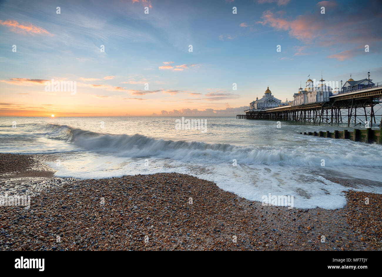 Eastbourne sunset pretty sky hi-res stock photography and images - Alamy