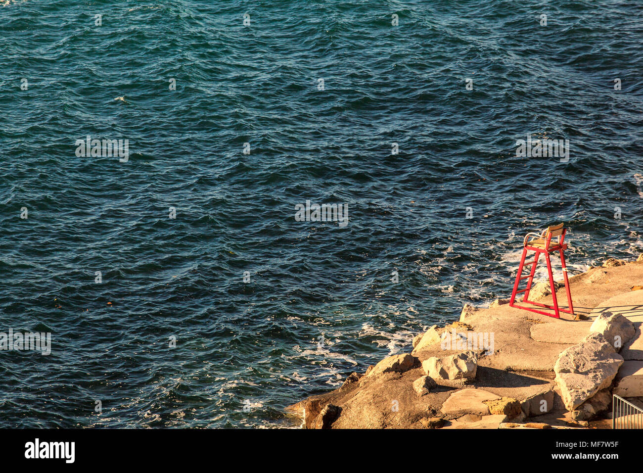 Lifeguard chair on the beach in the winter season Stock Photo - Alamy