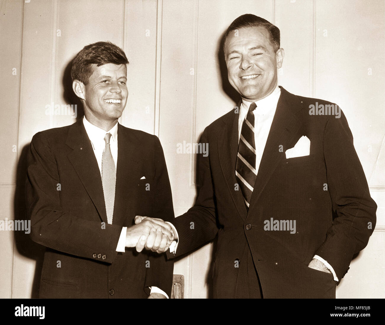 Jfk and jackie 1952 hi-res stock photography and images - Alamy