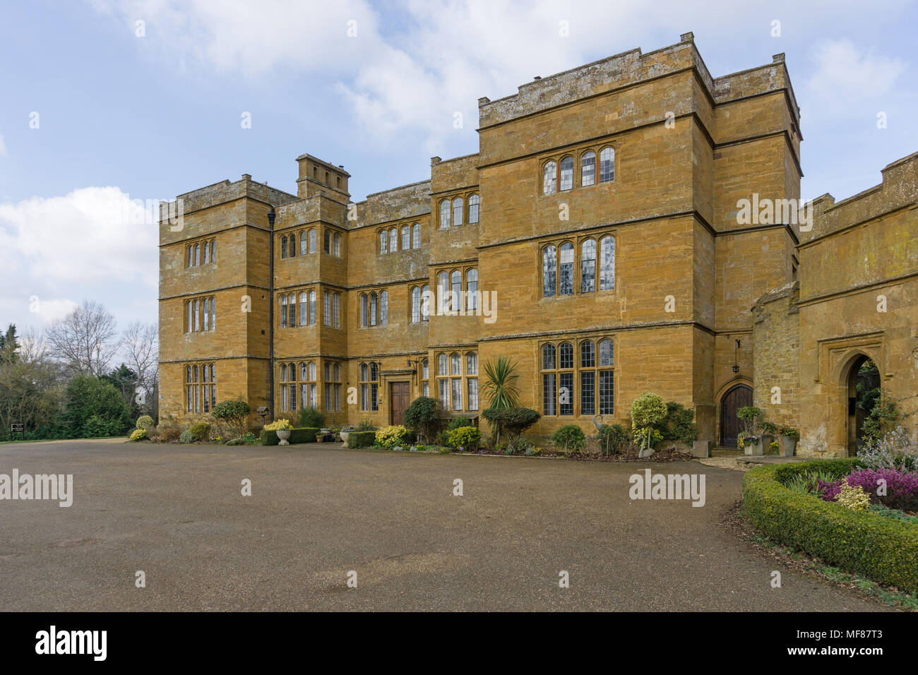 Converted to residential flats hi-res stock photography and images - Alamy