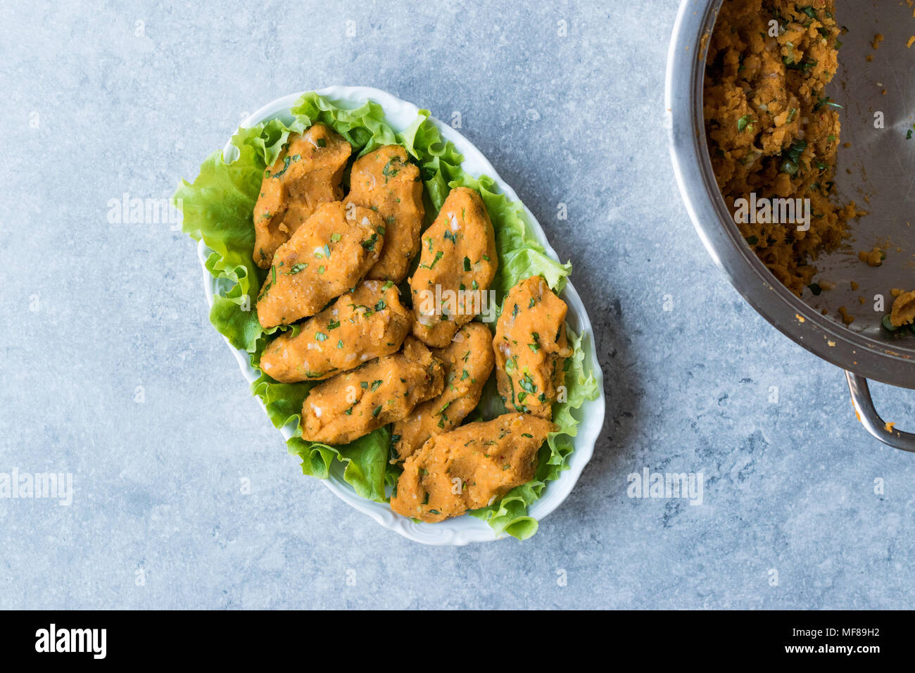 Turkish Food Mercimek Koftesi made Bulgur and Lentil Paste. Traditional ...