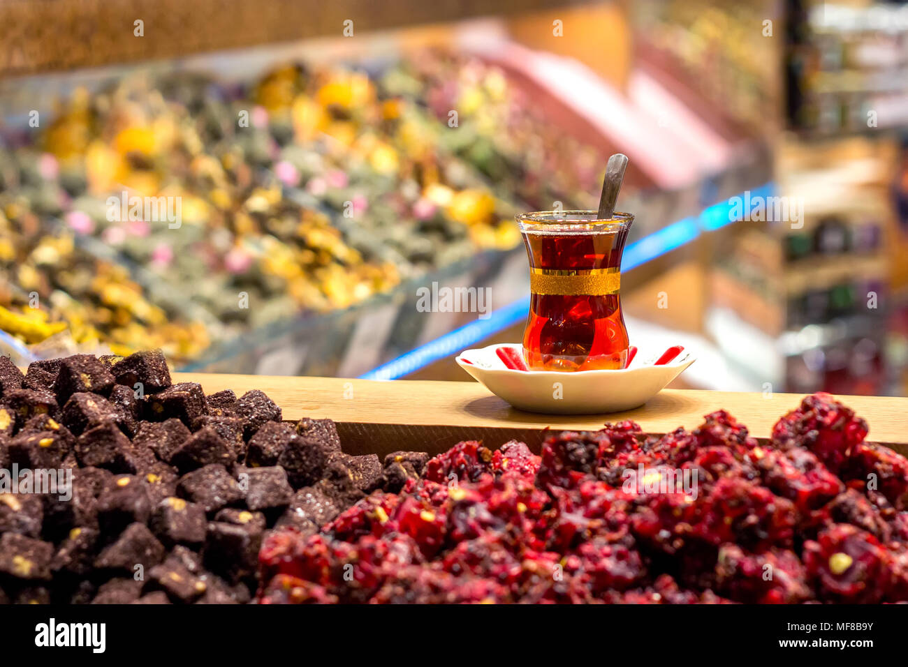 Arabian sweets hi-res stock photography and images - Alamy