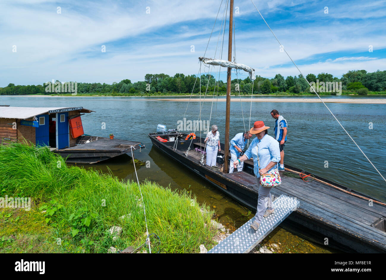 Traditional boat tour, Loire River, Chaumond-sur-Loire, Loir-et-Cher ...