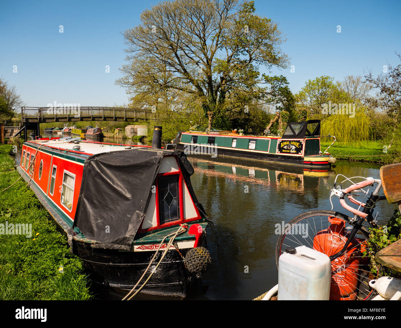 Northcroft Footbridge, Newbury, River Kennet, Berkshire, England, UK ...