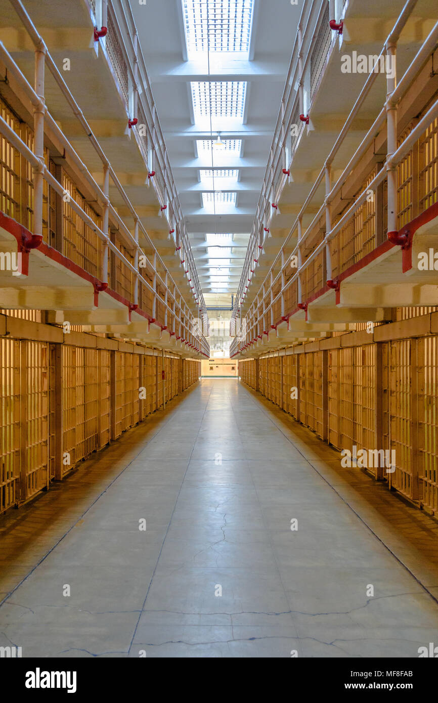 Inside alcatraz prison hi-res stock photography and images - Alamy