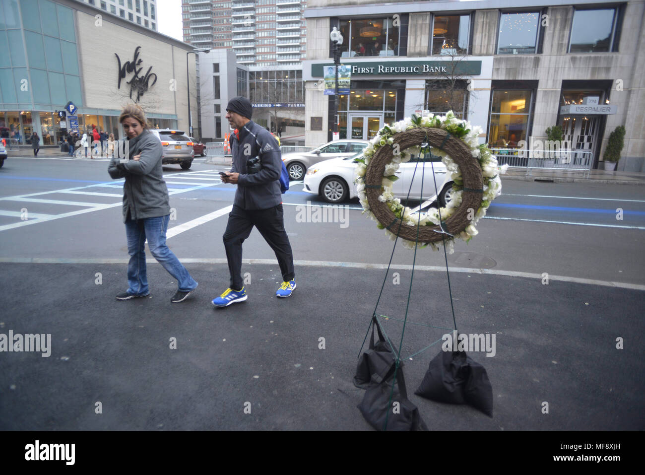 Boston, Massachusetts, USA. 15th Apr, 2018. Boston Marathon memorial ...