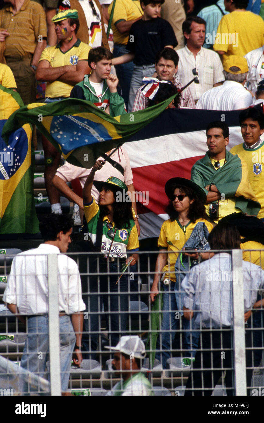 Torcida Brasil High Resolution Stock Photography and Images - Alamy