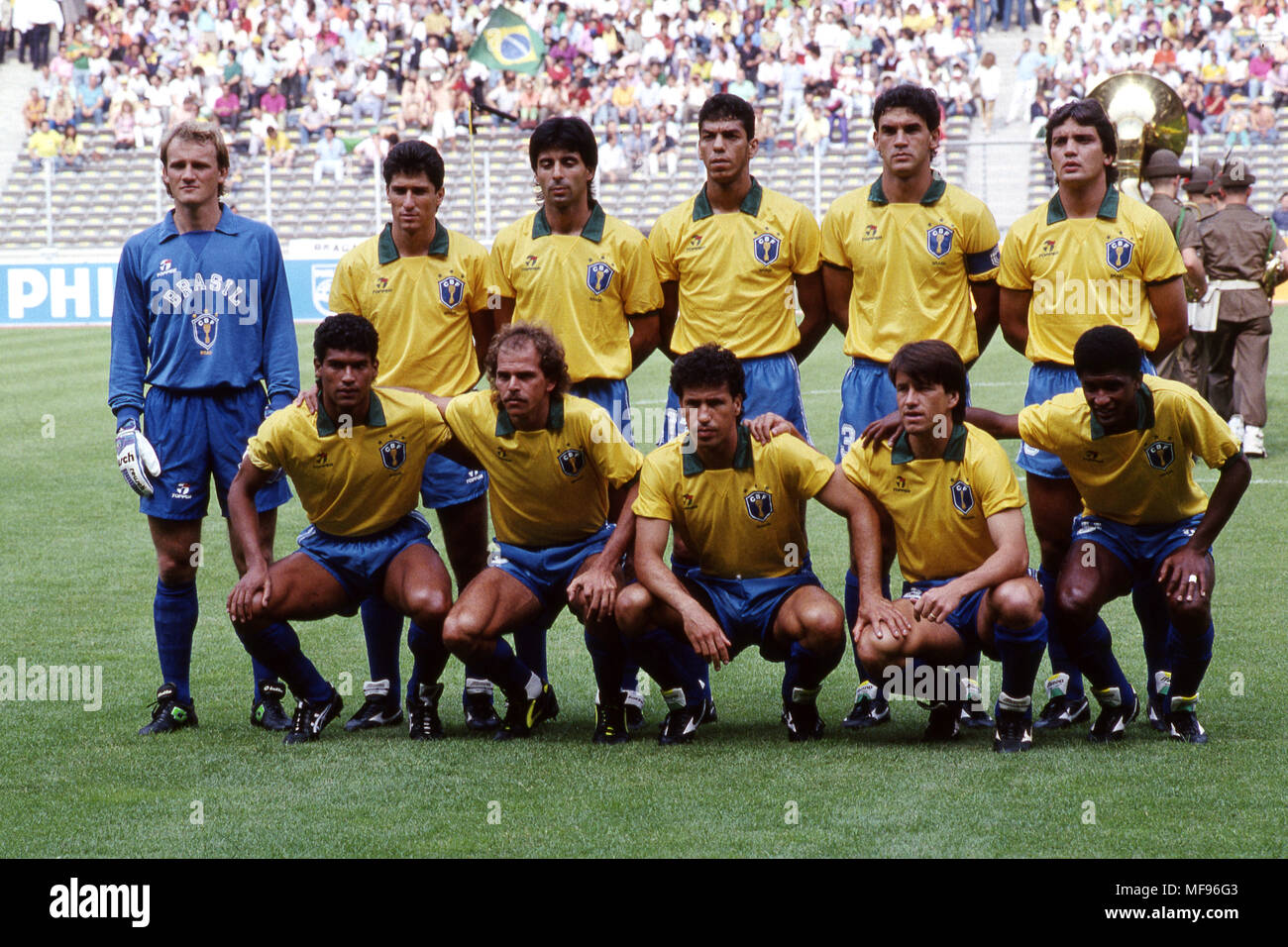 Brazil team group 1990 hi-res stock photography and images - Alamy
