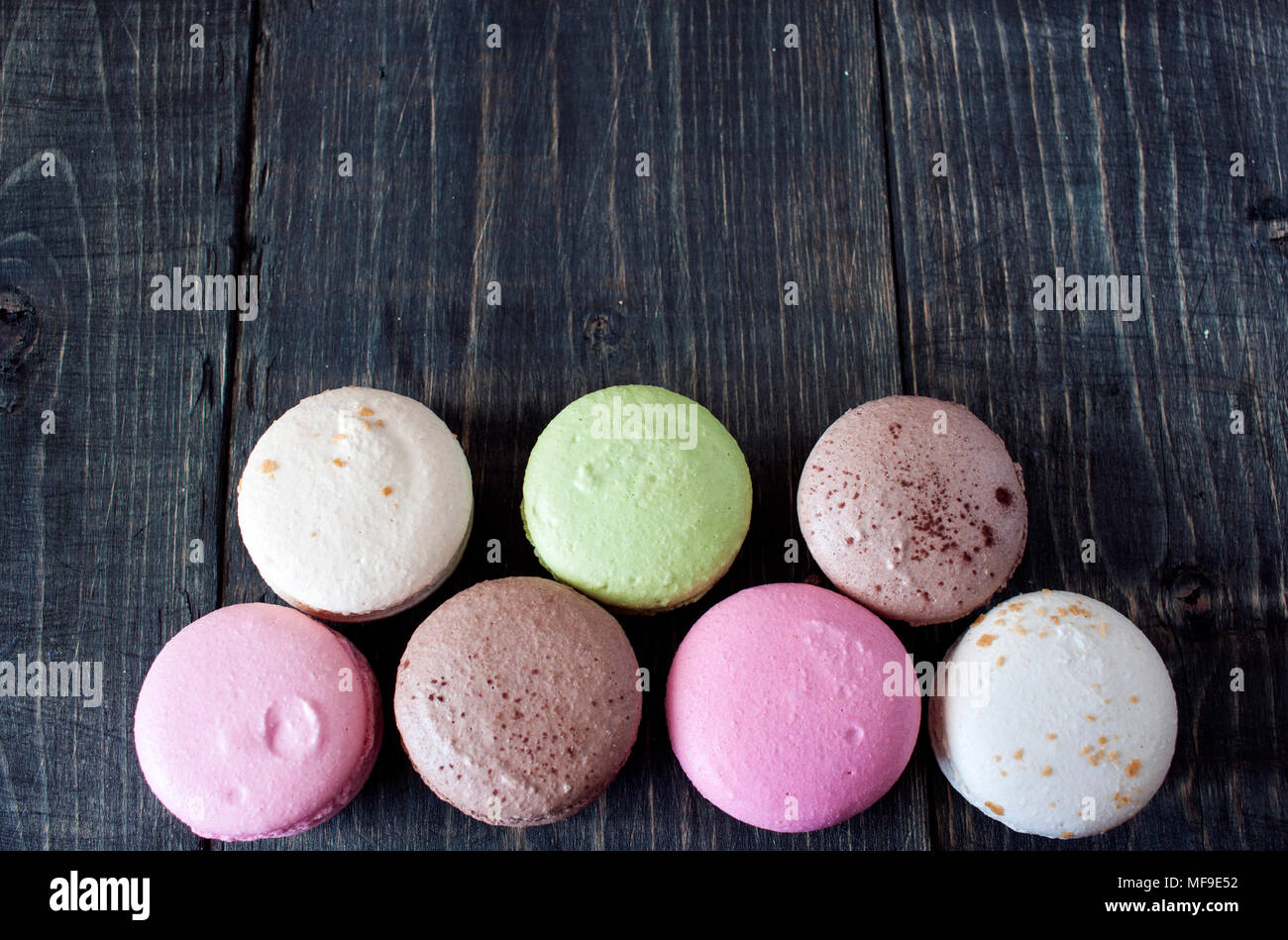 Pink macaron row hi-res stock photography and images - Alamy