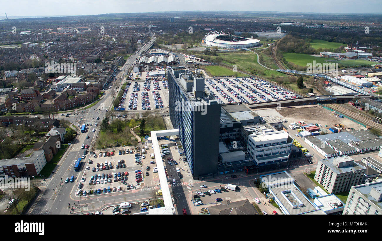 Hull Royal Infirmary Hospital Stock Photos & Hull Royal Infirmary ...