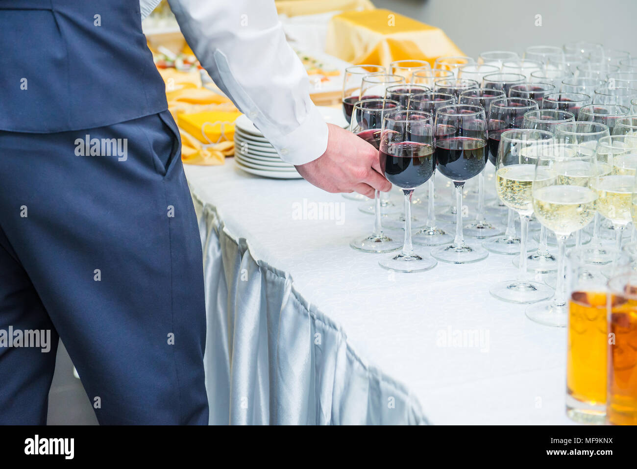 Corporate event drinks hi-res stock photography and images - Alamy