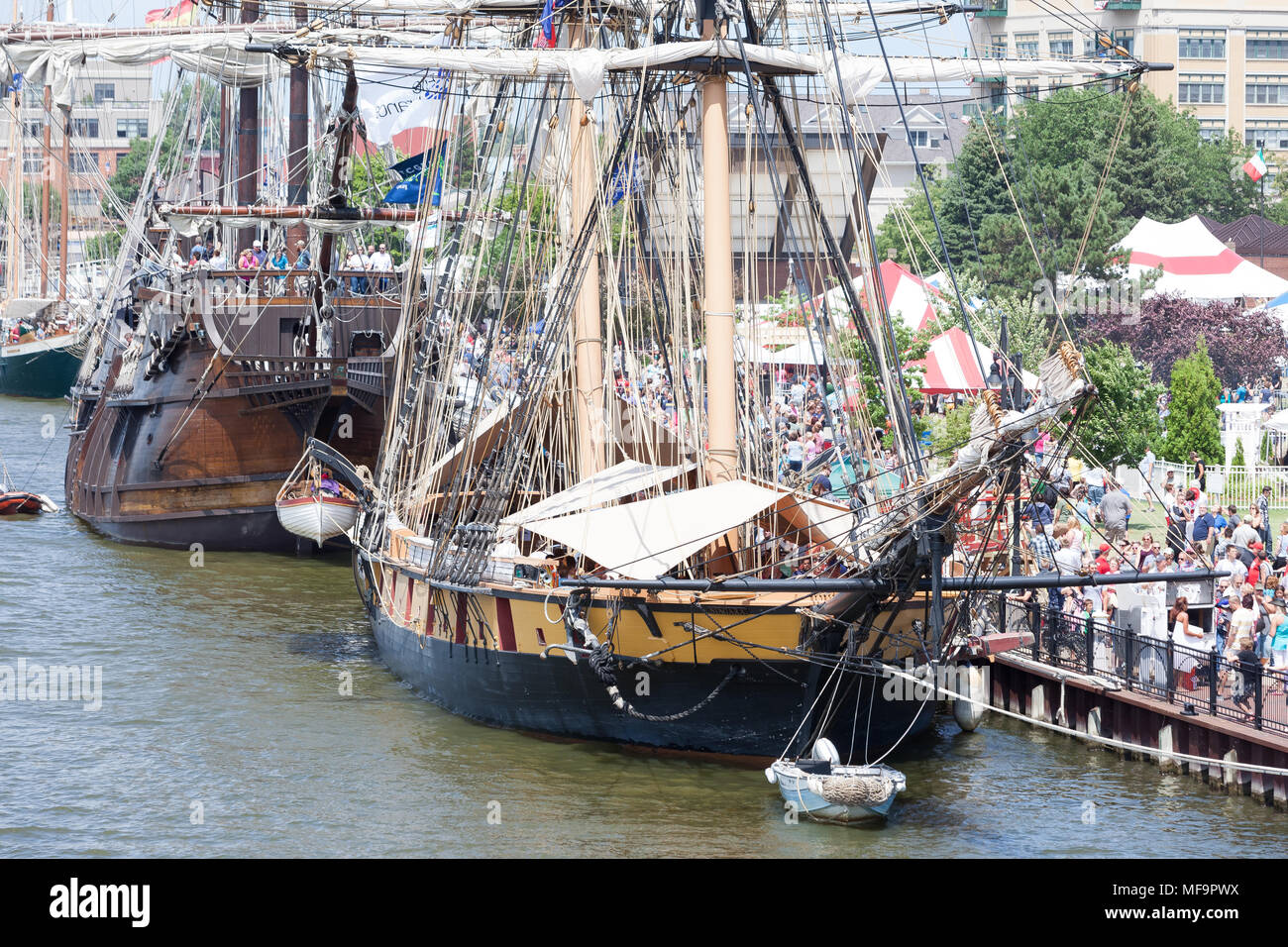 Old ships festival hi-res stock photography and images - Alamy