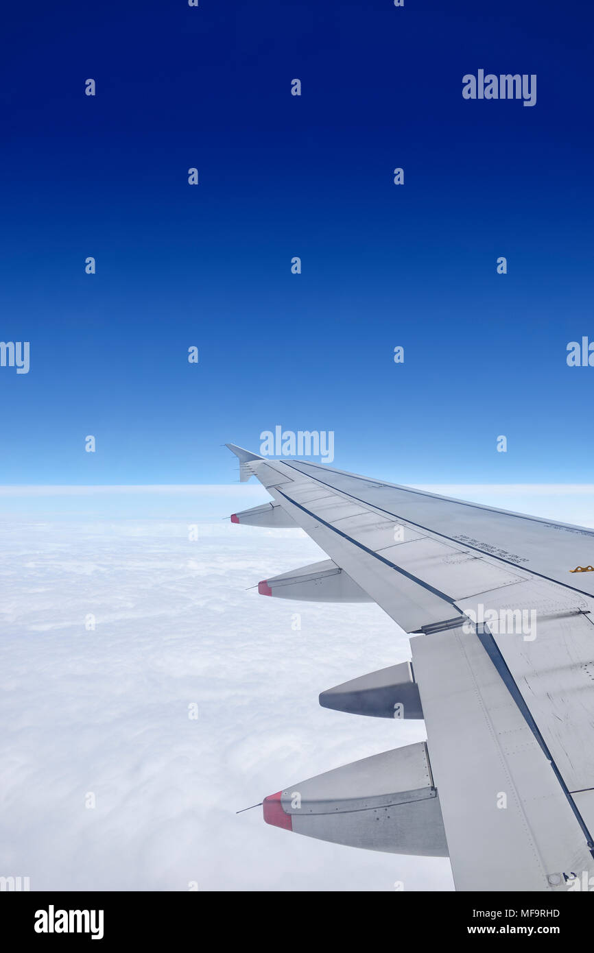 Vertical wing hi-res stock photography and images - Alamy