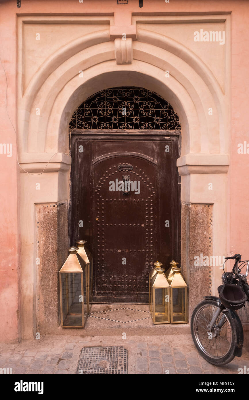 Typical House Entrance Doorway in the Backstreets of Marrakech ...