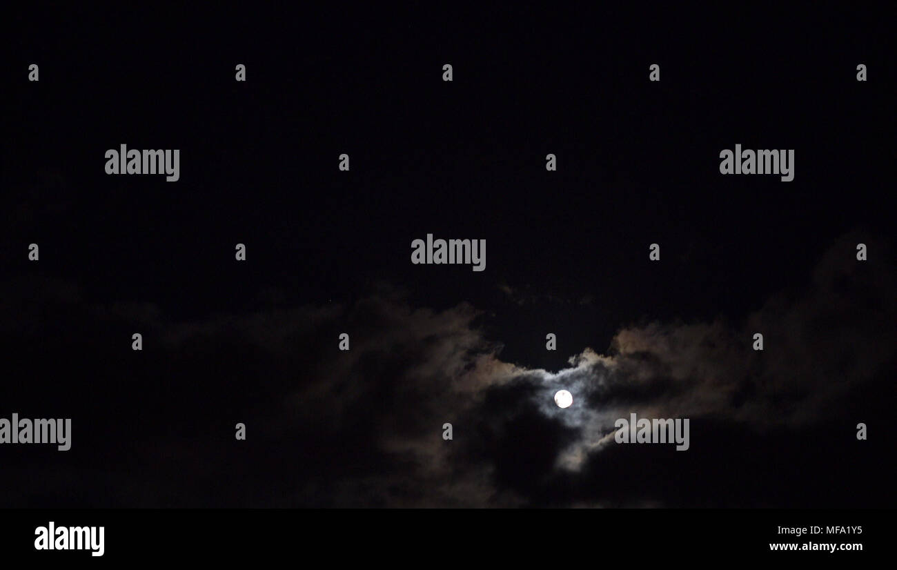 Full moon at night sky hi-res stock photography and images - Alamy