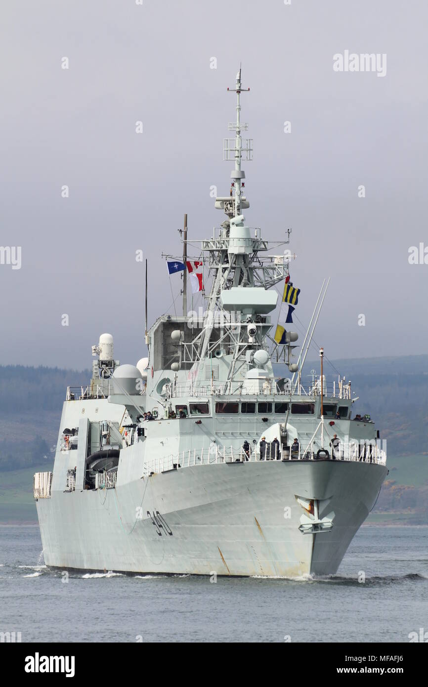 HMCS St John's (FFH-340), a Halifax-class (or City-class) frigate ...