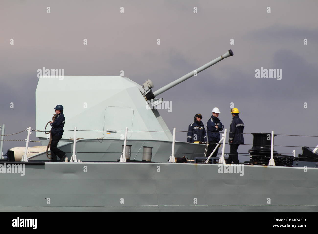 181 mm hi-res stock photography and images - Alamy