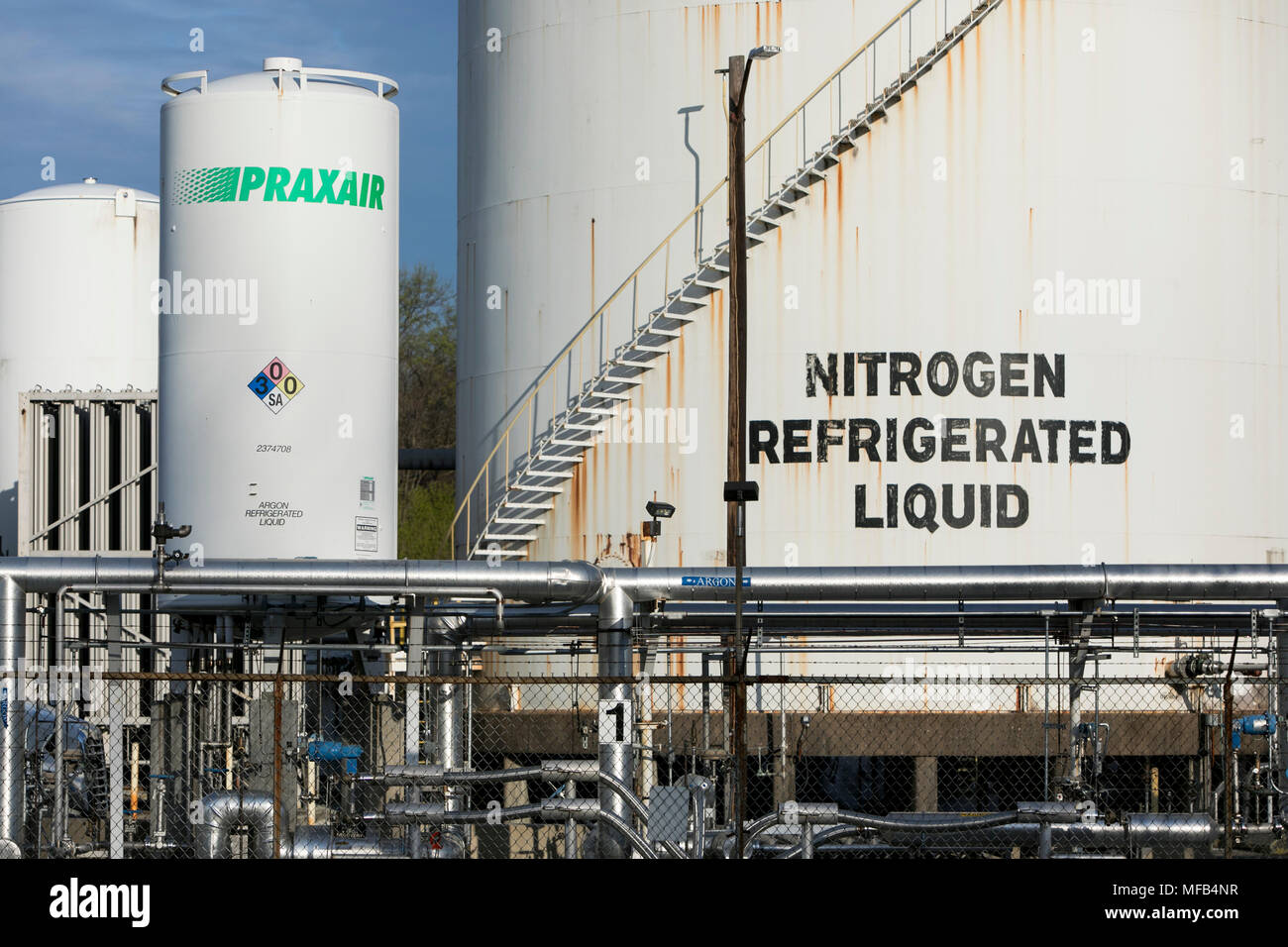 Praxair hi-res stock photography and images - Alamy