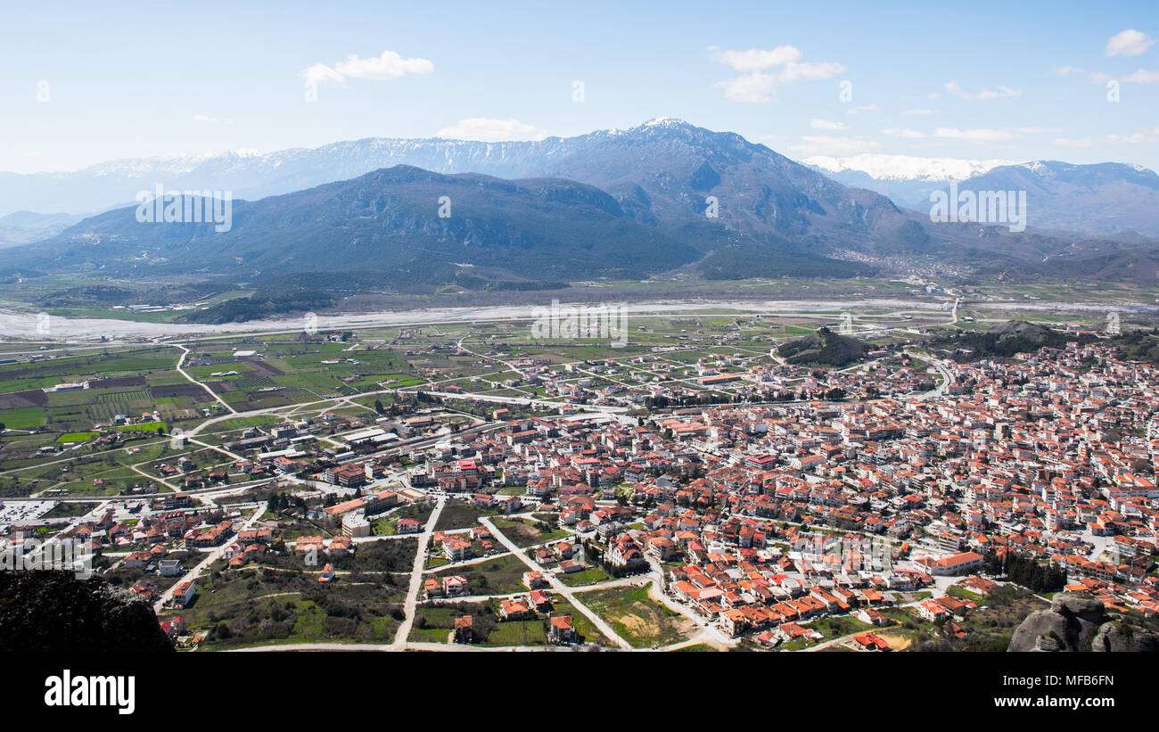 Town of Kalambaka from the Meteora mountains in Thessaly, Greece ...