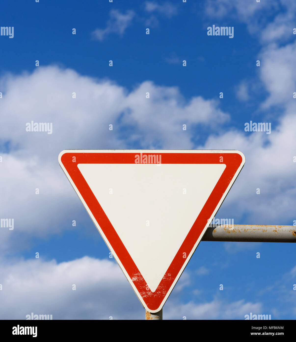 Traffic sign roundabout triangle sign hi-res stock photography and ...