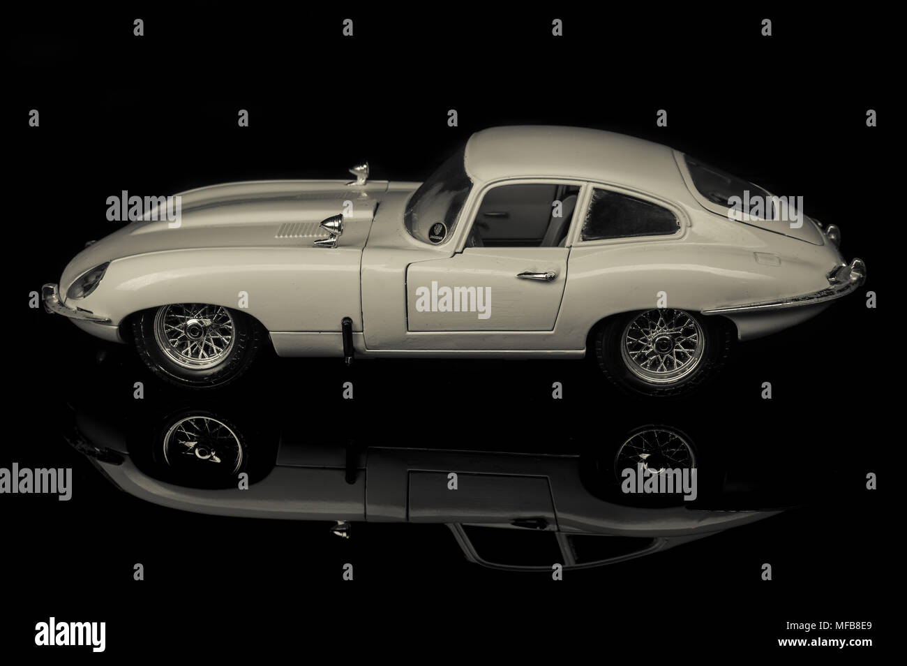 White e type jaguar hi-res stock photography and images - Alamy