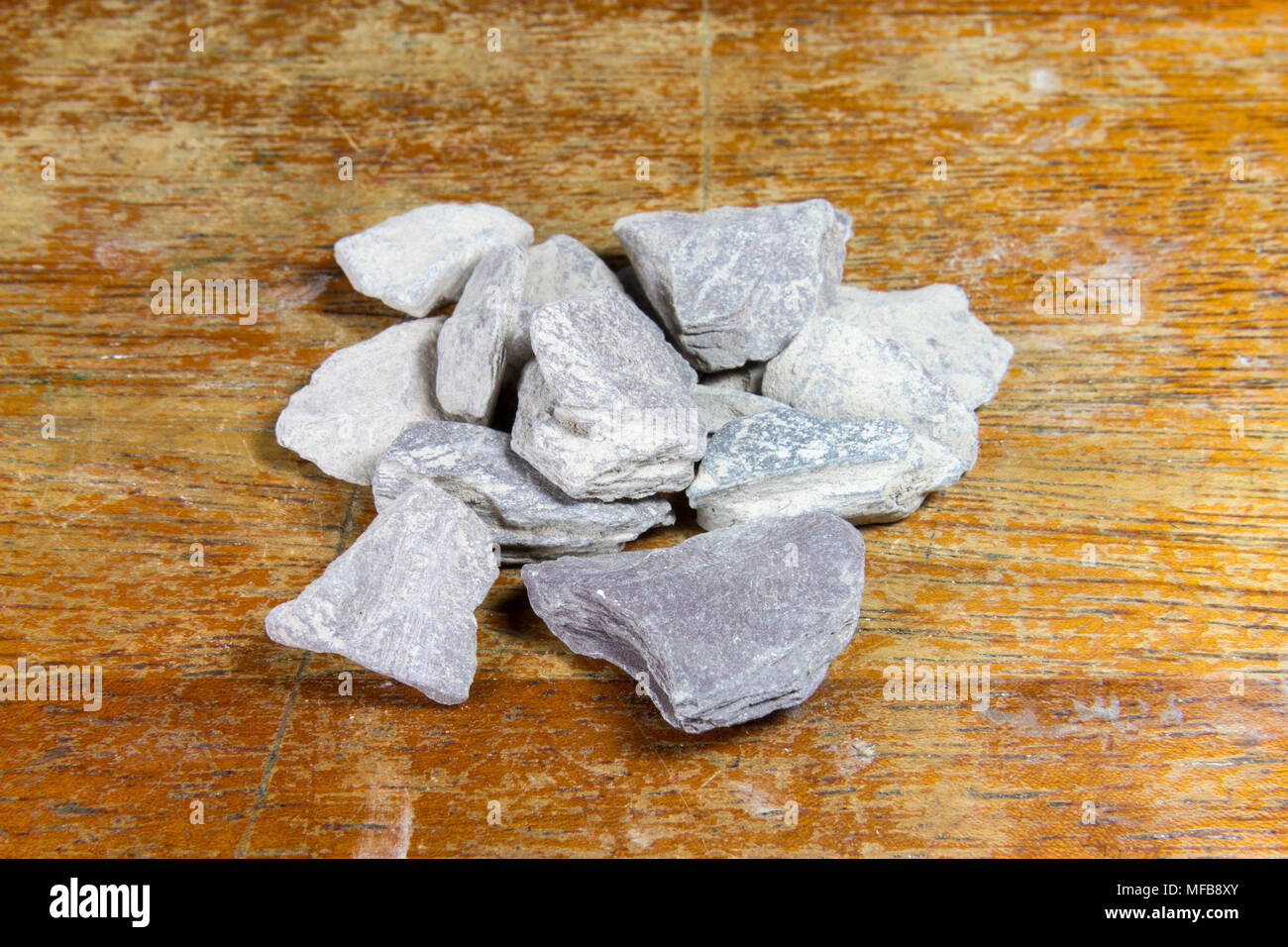 Slate metamorphic rock hi-res stock photography and images - Alamy