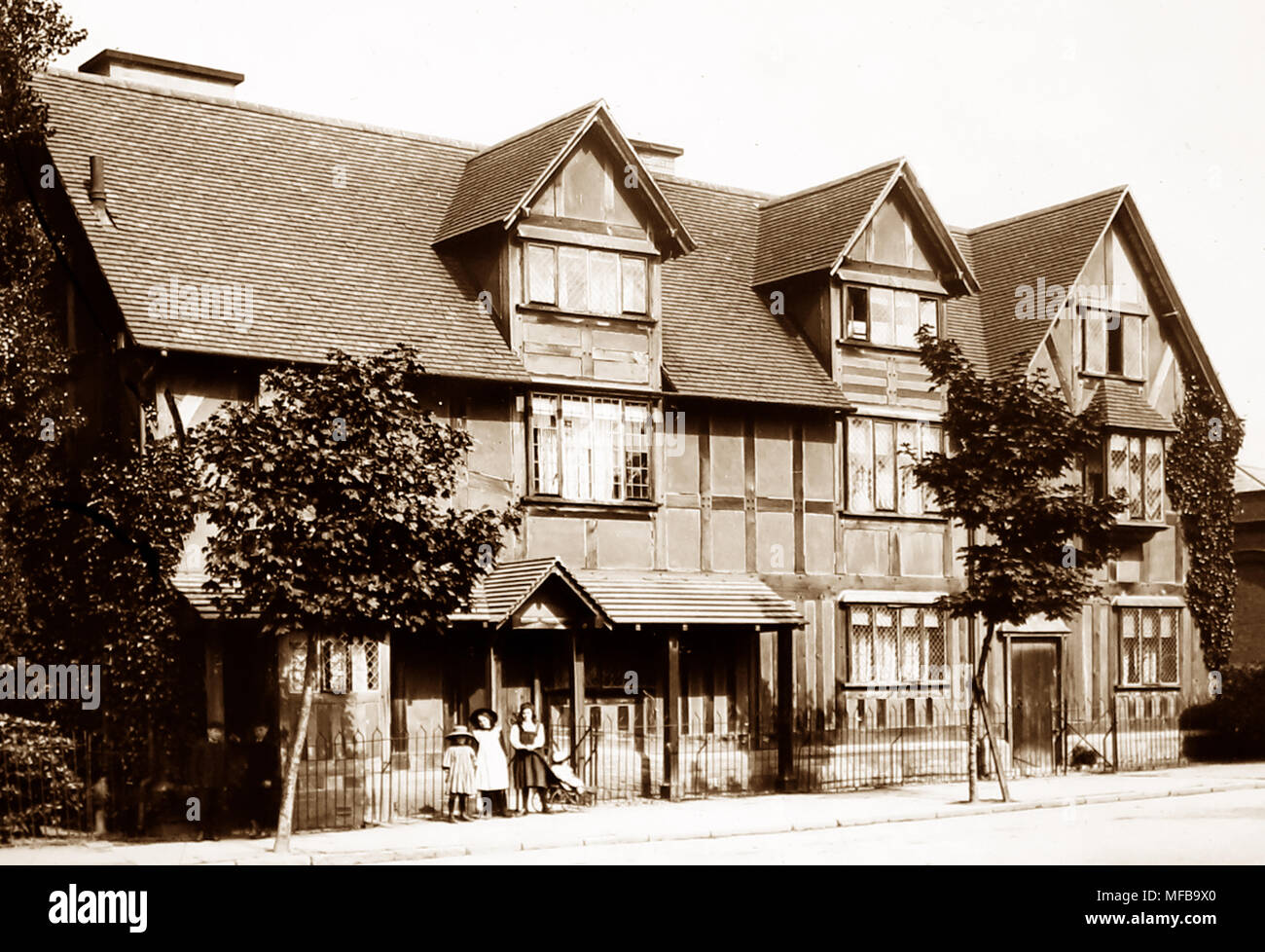 Shakespeare's House, Port Sunlight Village, early 1900s Stock Photo - Alamy