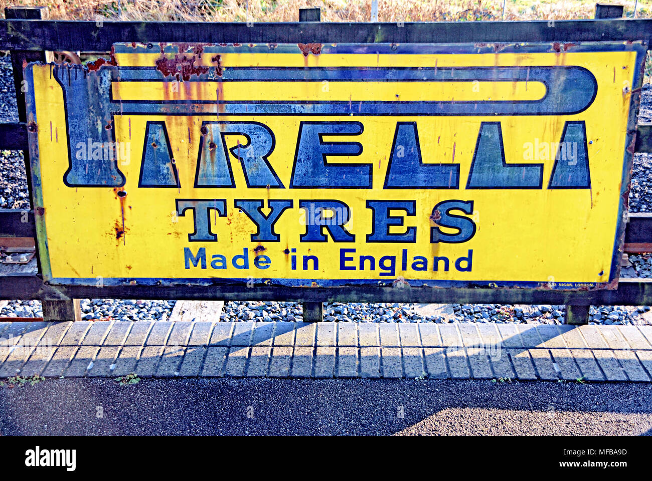 Pirelli tyres sign hi-res stock photography and images - Alamy